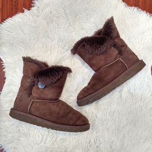UGG Shoes | Boots Size 4 | Poshmark